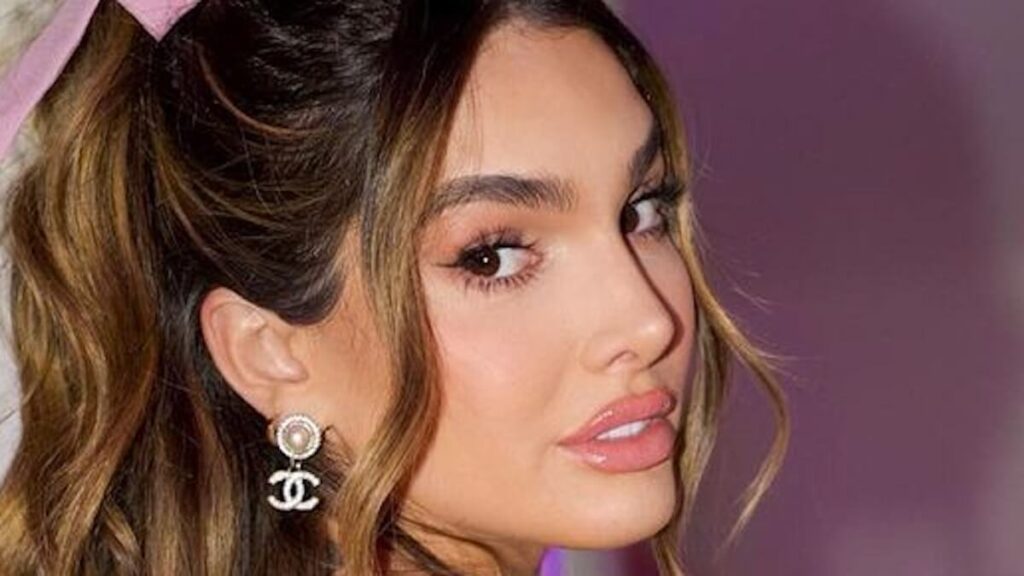 Lyna Perez Net Worth 2023 Onlyfans Earnings Age Height Biography